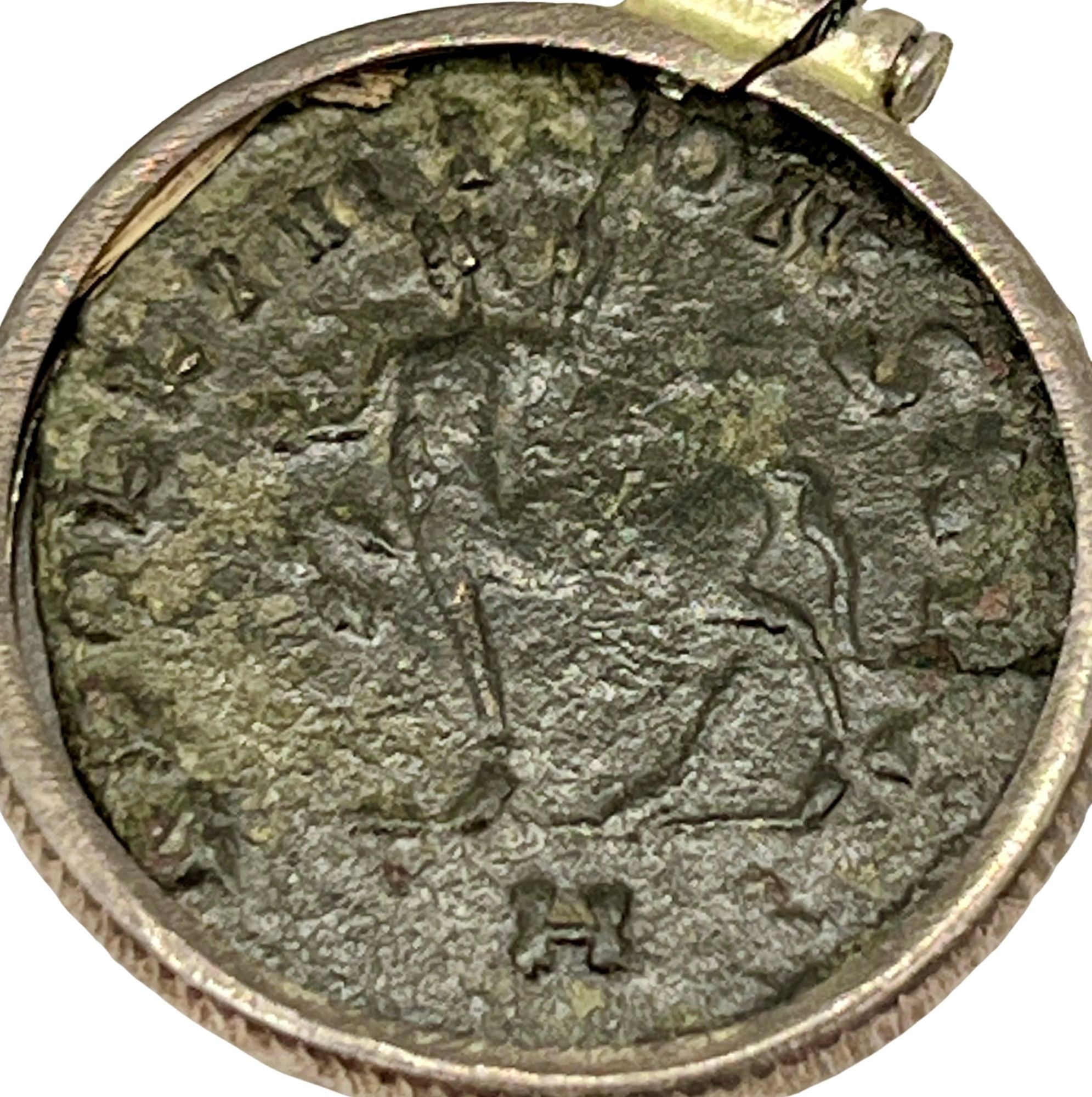 Emperor Gallienus and Centaur Coin – Casanova Art and Fashion